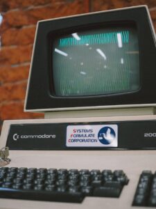 The Remarkable History of Commodore Computers - Info Bar
